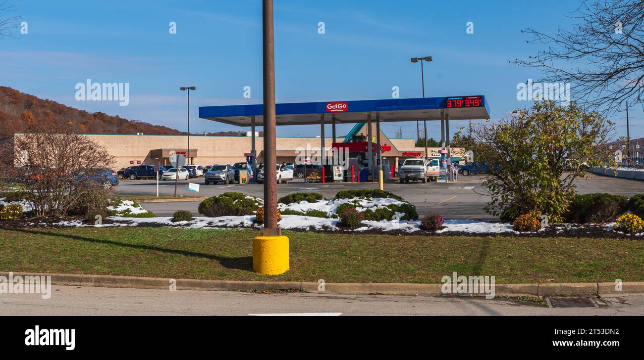 The GetGO gas station and Giant Eagle grocery store on Allegheny Avenue ...