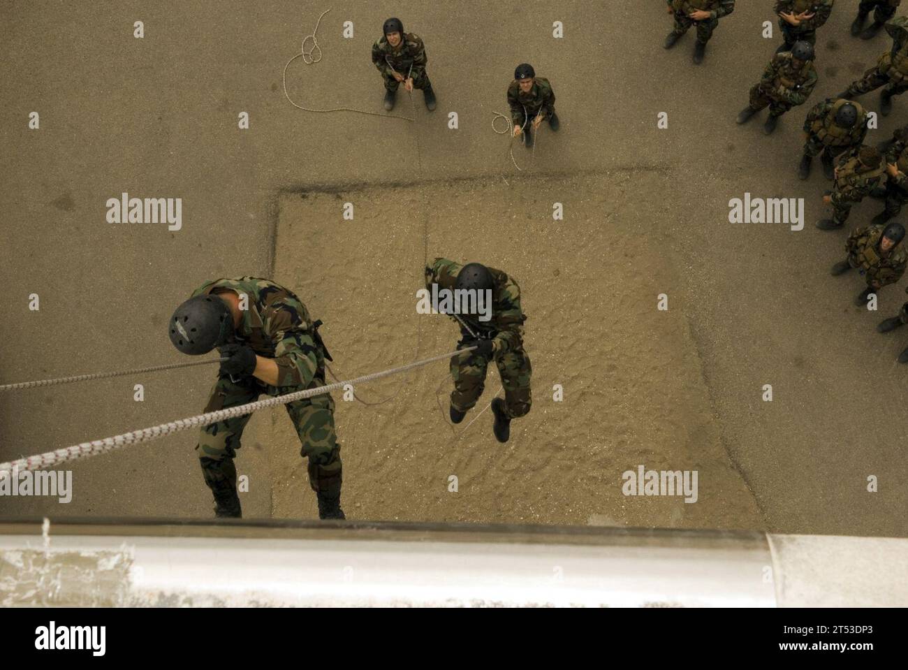 BUDS, foot tower, repel, students Stock Photo - Alamy