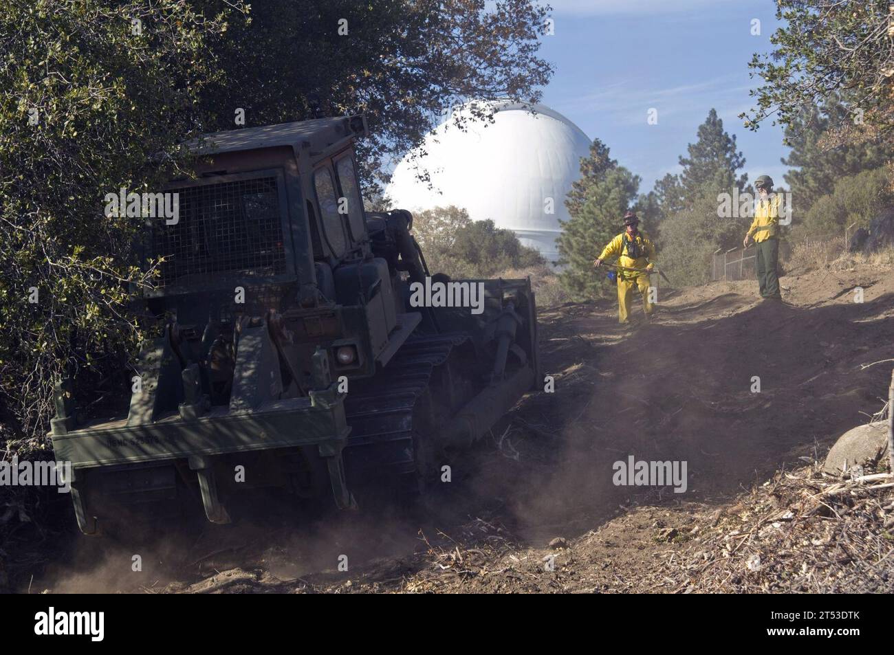 bull dozer, Calif., California, CDF, Cleveland national forest, heavy ...