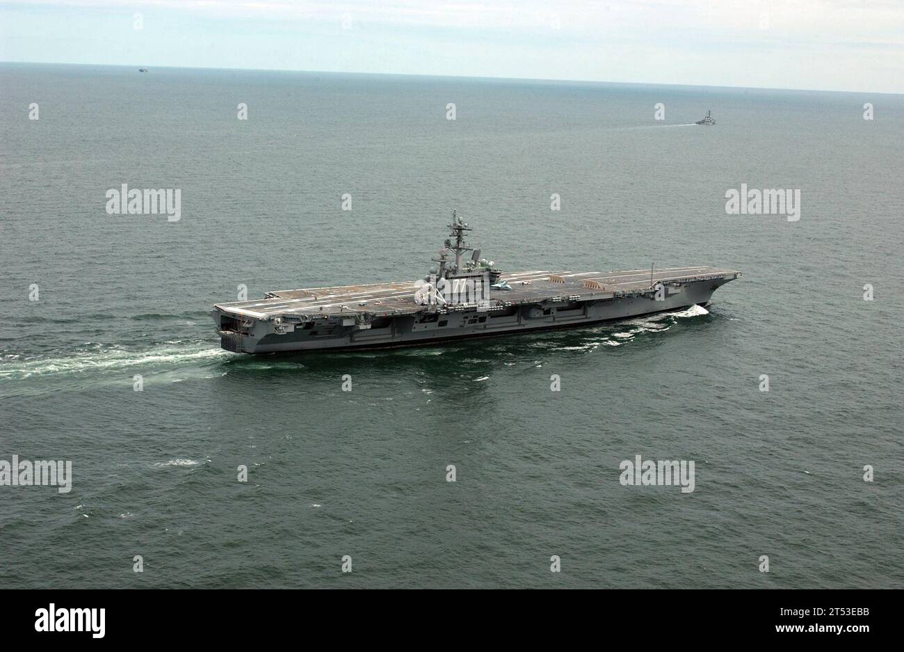 Bush, Carrier, Sea Trials, ship Stock Photo - Alamy