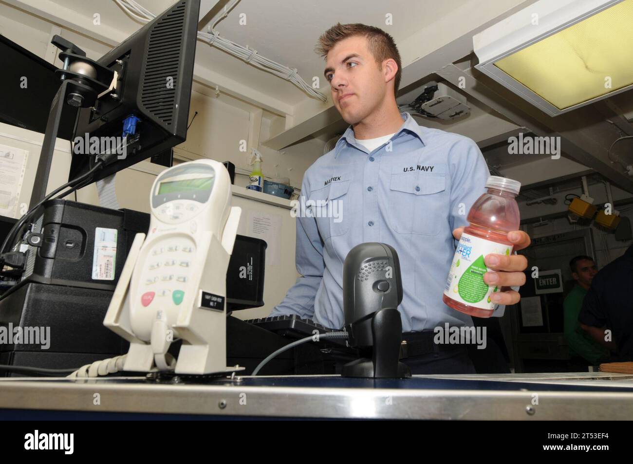 Ship purchase hi-res stock photography and images - Alamy