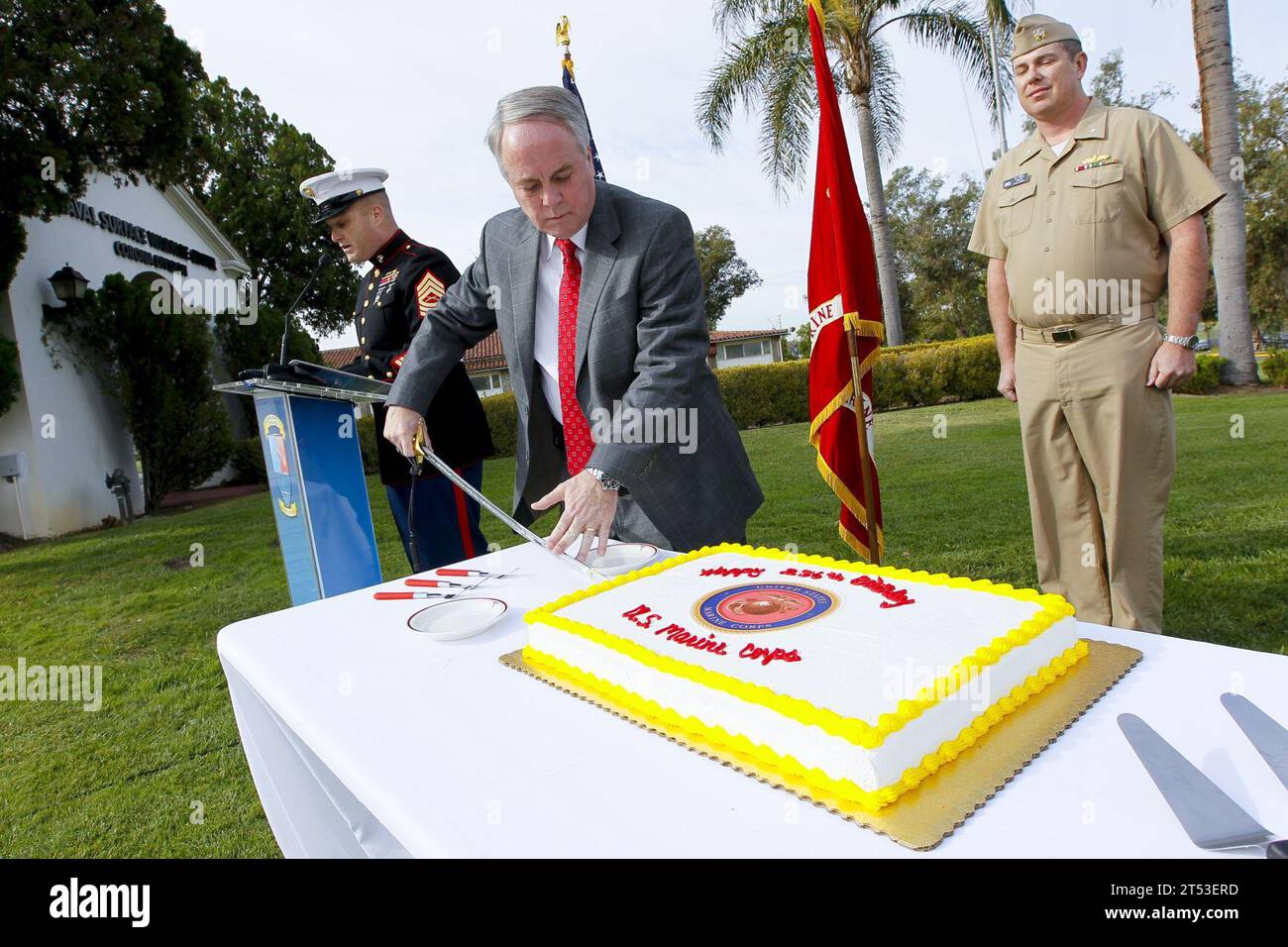 Marine corps 236th birthday hi-res stock photography and images - Alamy