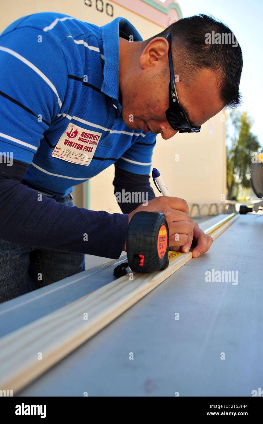 Calif., command, community outreach project, COMREL, FISC San Diego ...