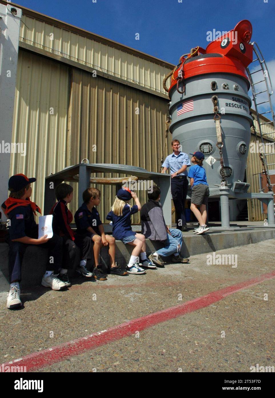 Calif., Cub Scout Pack 546, Deep Submergence Unit (DSU), Naval Air ...