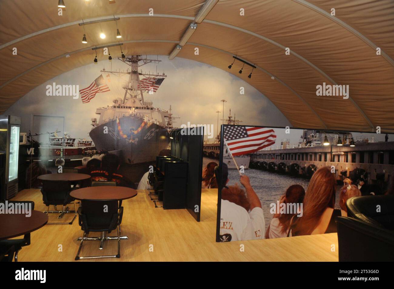 Camp arifjan hi-res stock photography and images - Alamy