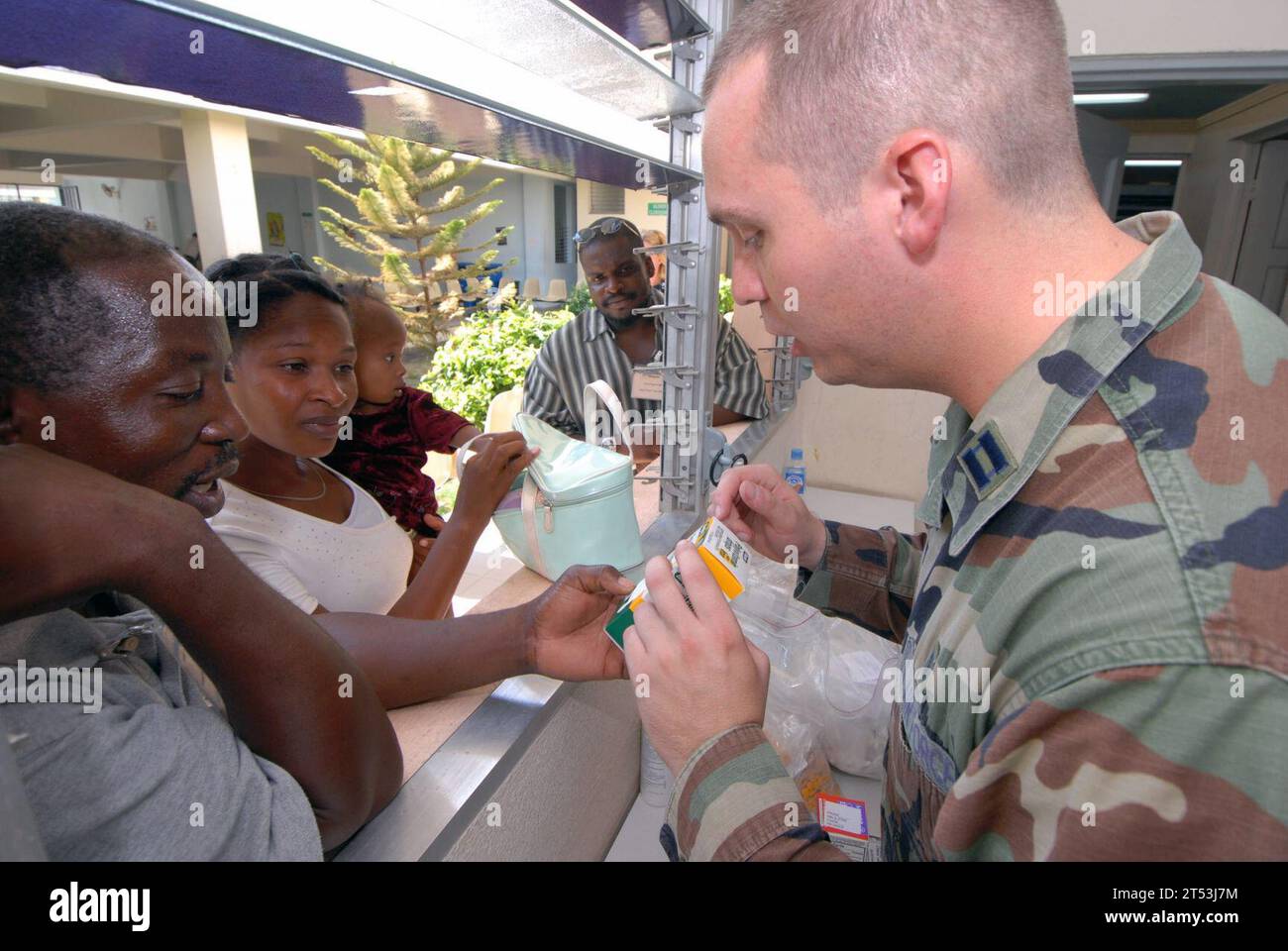 caribbean, four-month humanitarian deployment, Haiti, H™pital ...