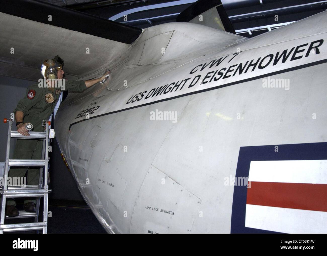 Carrier Airborne Early Warning Squadron, CVN 69, e2-c hawkeye ...