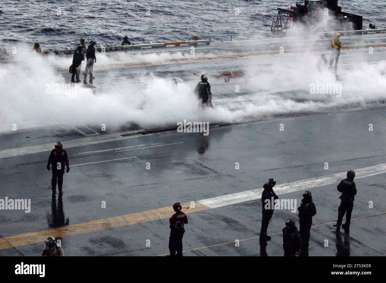 Carrier, catapult, flight deck, Flight Operations, Launch, people ...