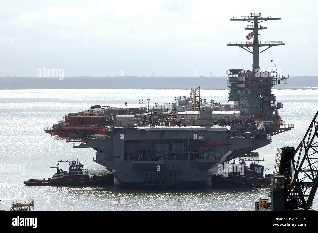 Carrier, Drydock, nnsy, tugs Stock Photo - Alamy