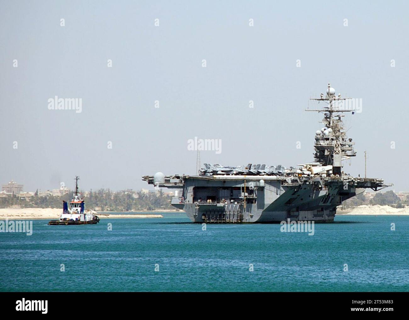 Carrier, Middle East, Suez Canal, transit Stock Photo - Alamy