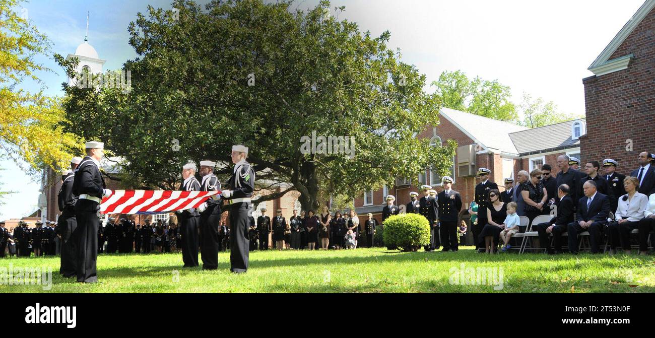 casualty, crashed aircraft, E-2C Hawkeye pilot, folding the American ...