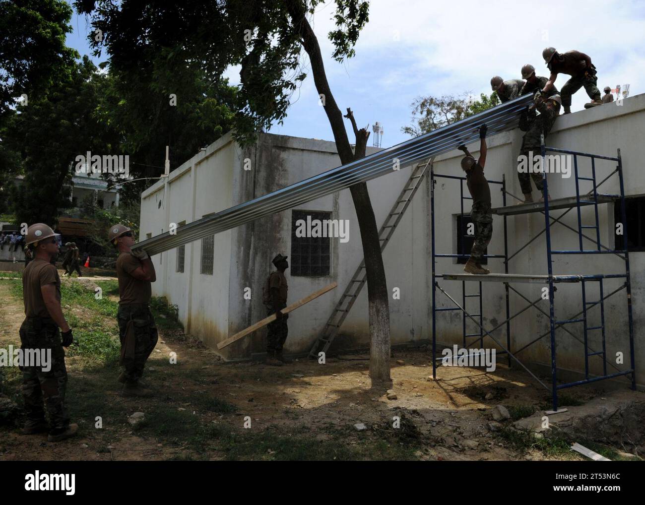 CBMU-202, Continuing Promise, Haiti, hospital, NMCB-7, roof, SeaBee's ...