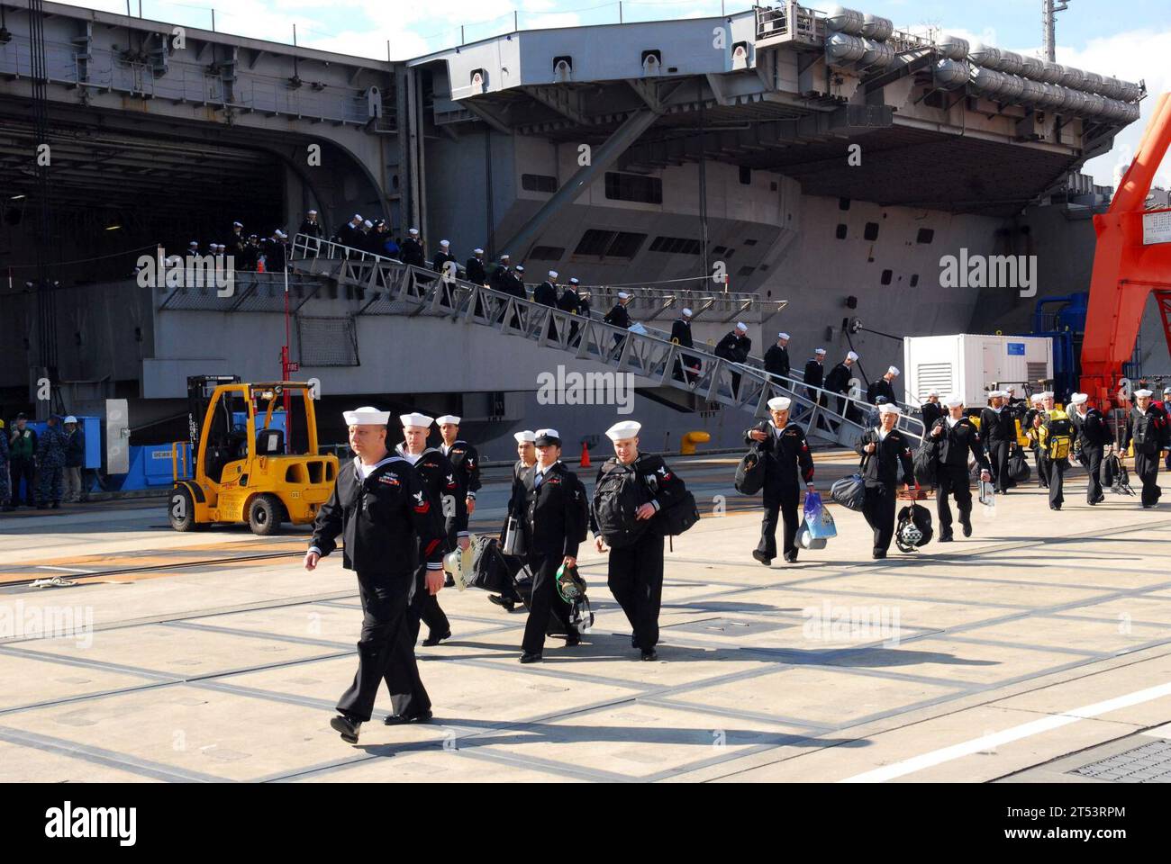 CFAY, CVN 73, george washington, GW, Japan, Yokosuka Stock Photo - Alamy