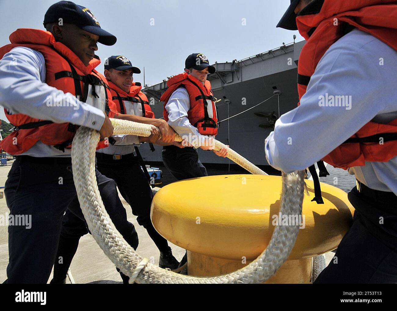 CFAY, USS George Washington Stock Photo - Alamy