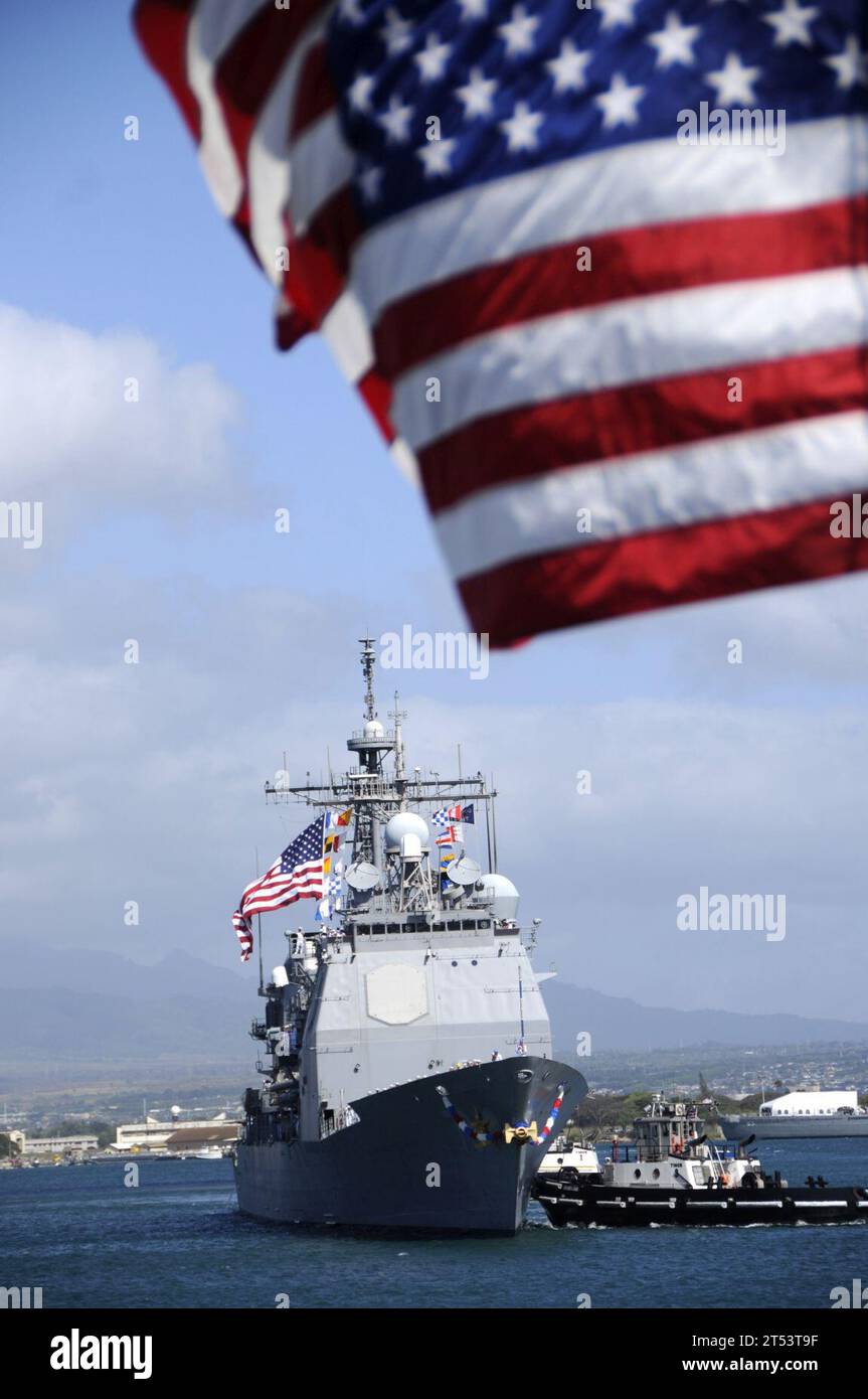CG 70, CRUISER, HAWAII, Joint Base Pearl Harbor-Hickam, Pearl Harbor, U ...