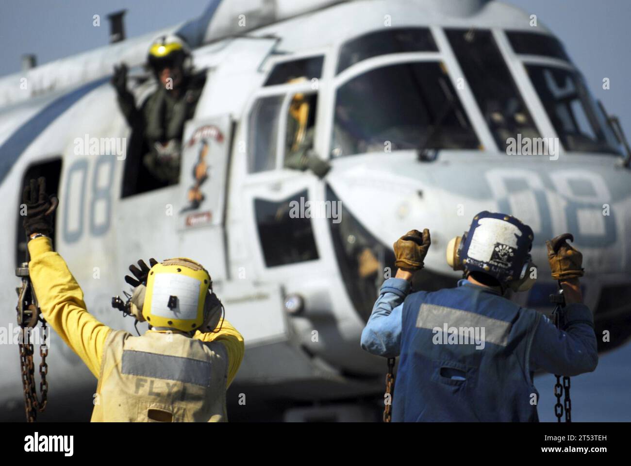 CH-46E, Cobra Gold 2009, CTF 76, USS ESSEX (LHD 2 Stock Photo - Alamy