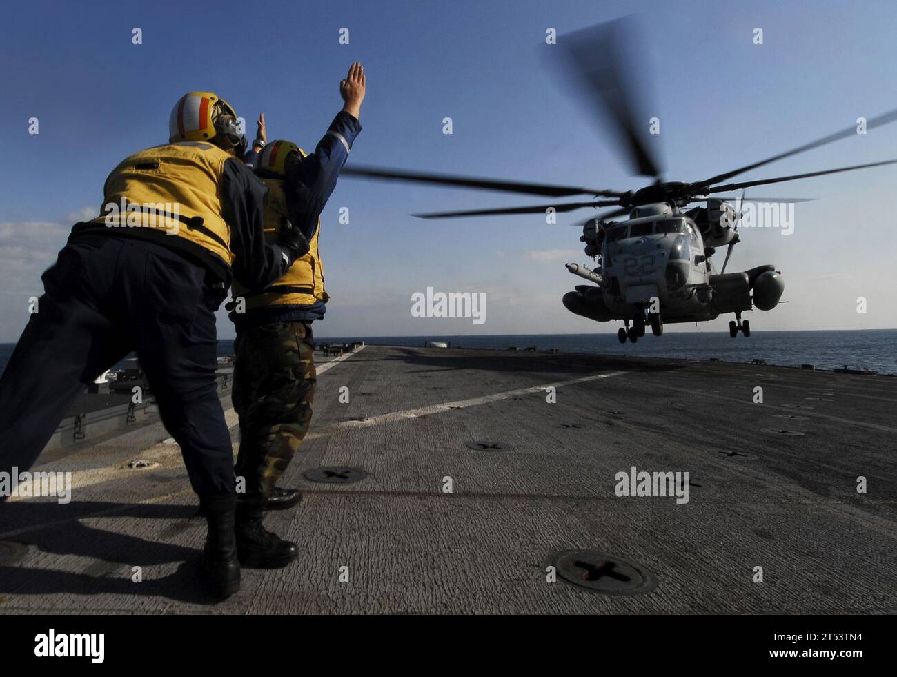 CH-53E Sea Stallion, flight deck qualifications, helicopter, helo, KITP ...