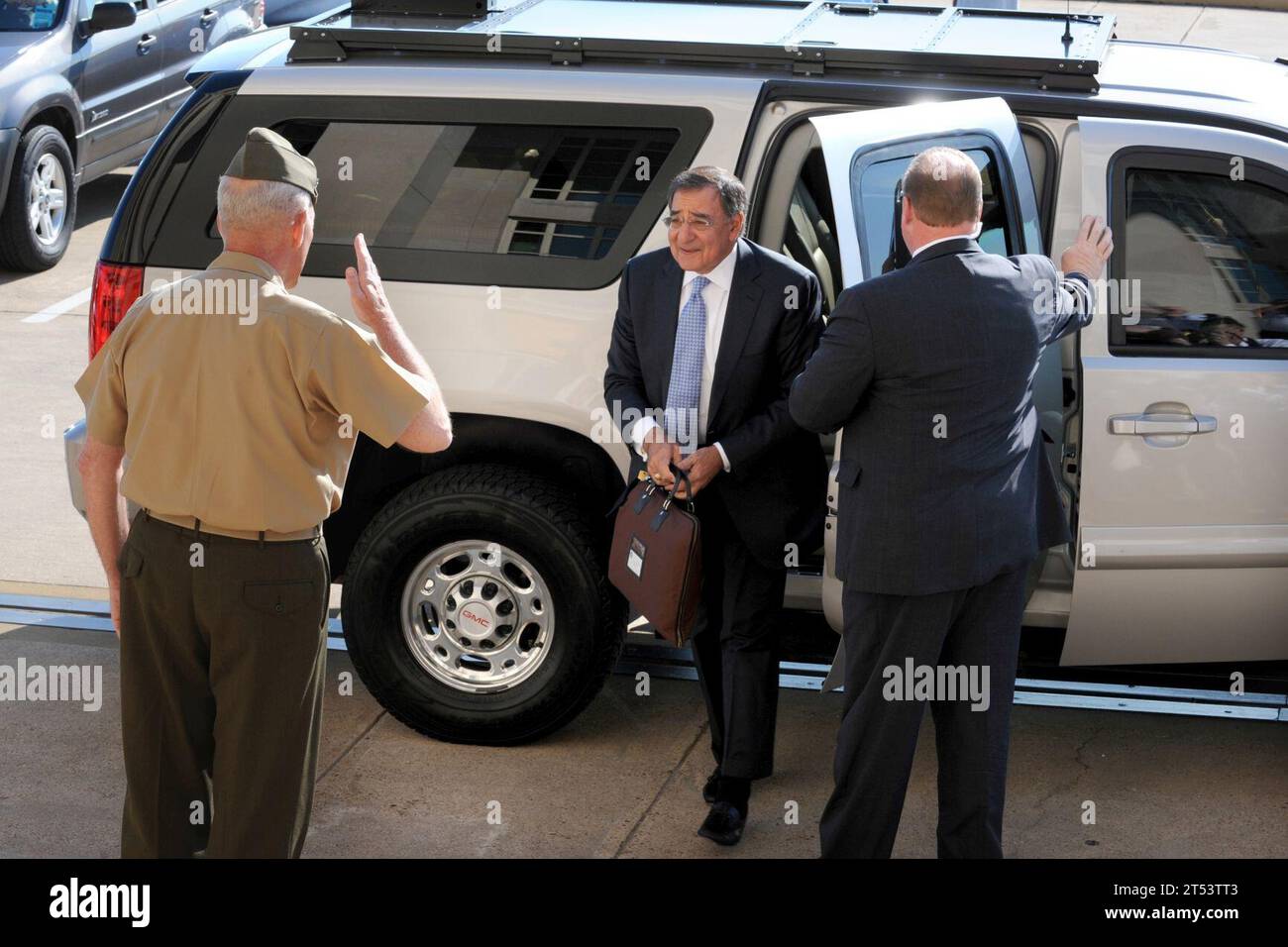 chain of command, department of defense, DoD, Leon Panetta, people ...