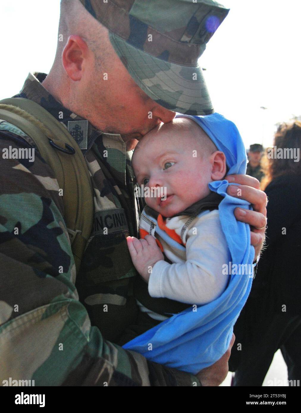 children, family, Homecoming, Naval Mobile Construction Battalion 7 ...