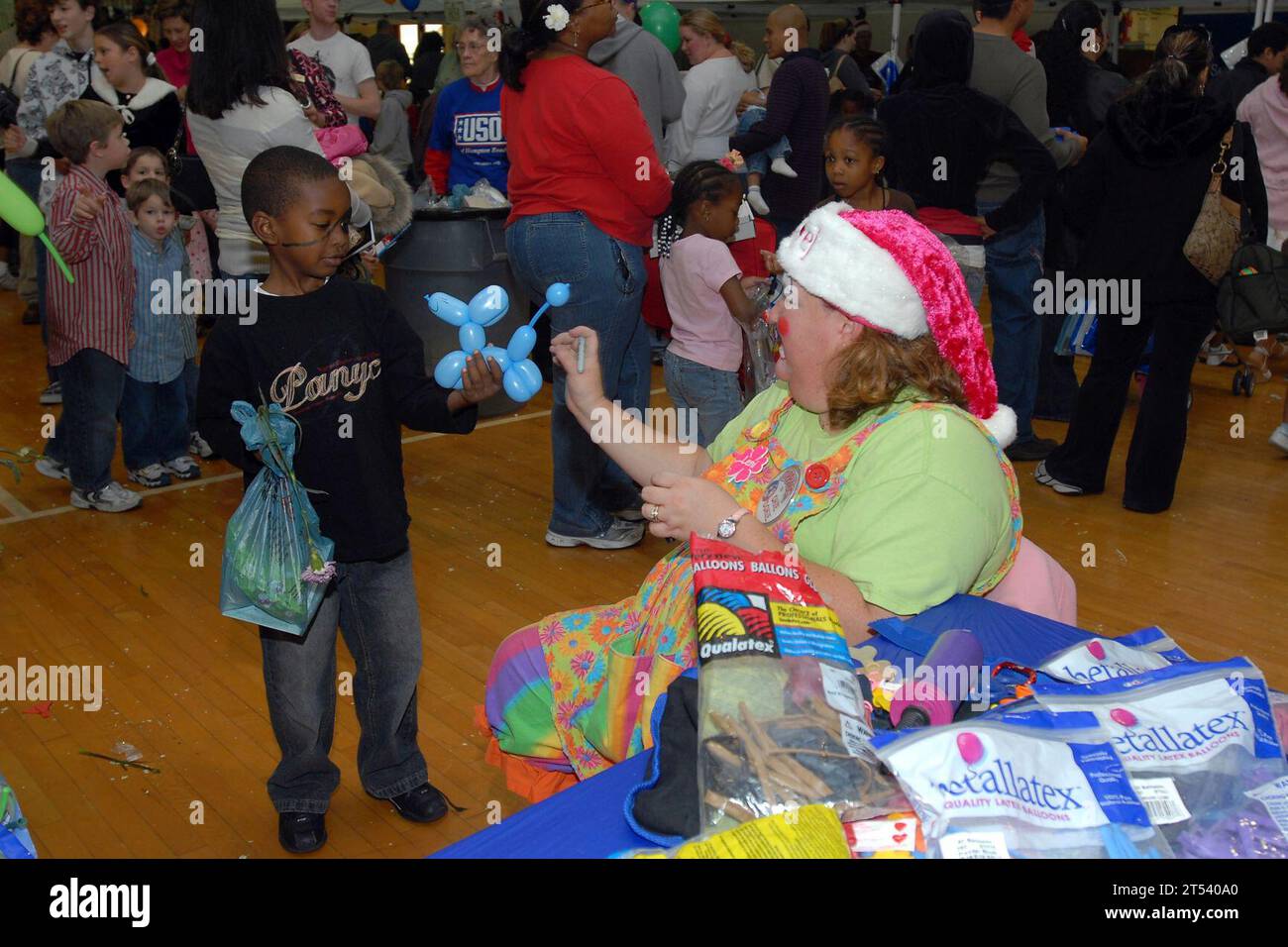 christmas party, family members, people Stock Photo - Alamy