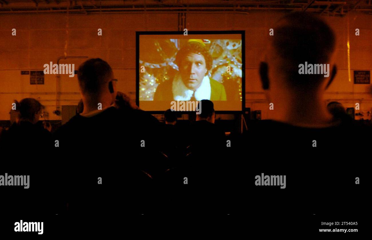 Elf movie hi-res stock photography and images - Alamy