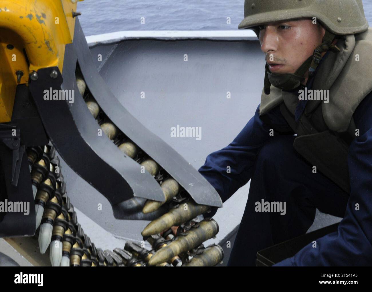 CIWS, loading ammo, people, Sailors, USS Blue Ridge (LCC 19), weapons ...