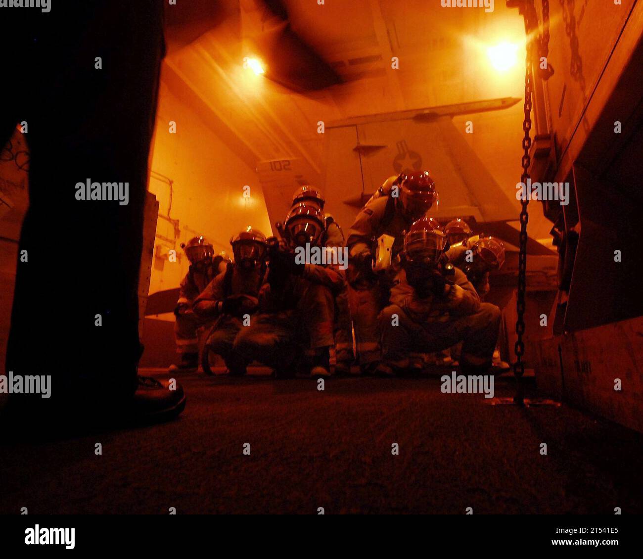 class alpha fire, firefighting, USS John C. Stennis (CVN 74 Stock Photo ...