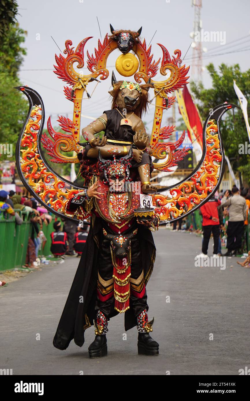 Cow costume hi-res stock photography and images - Alamy