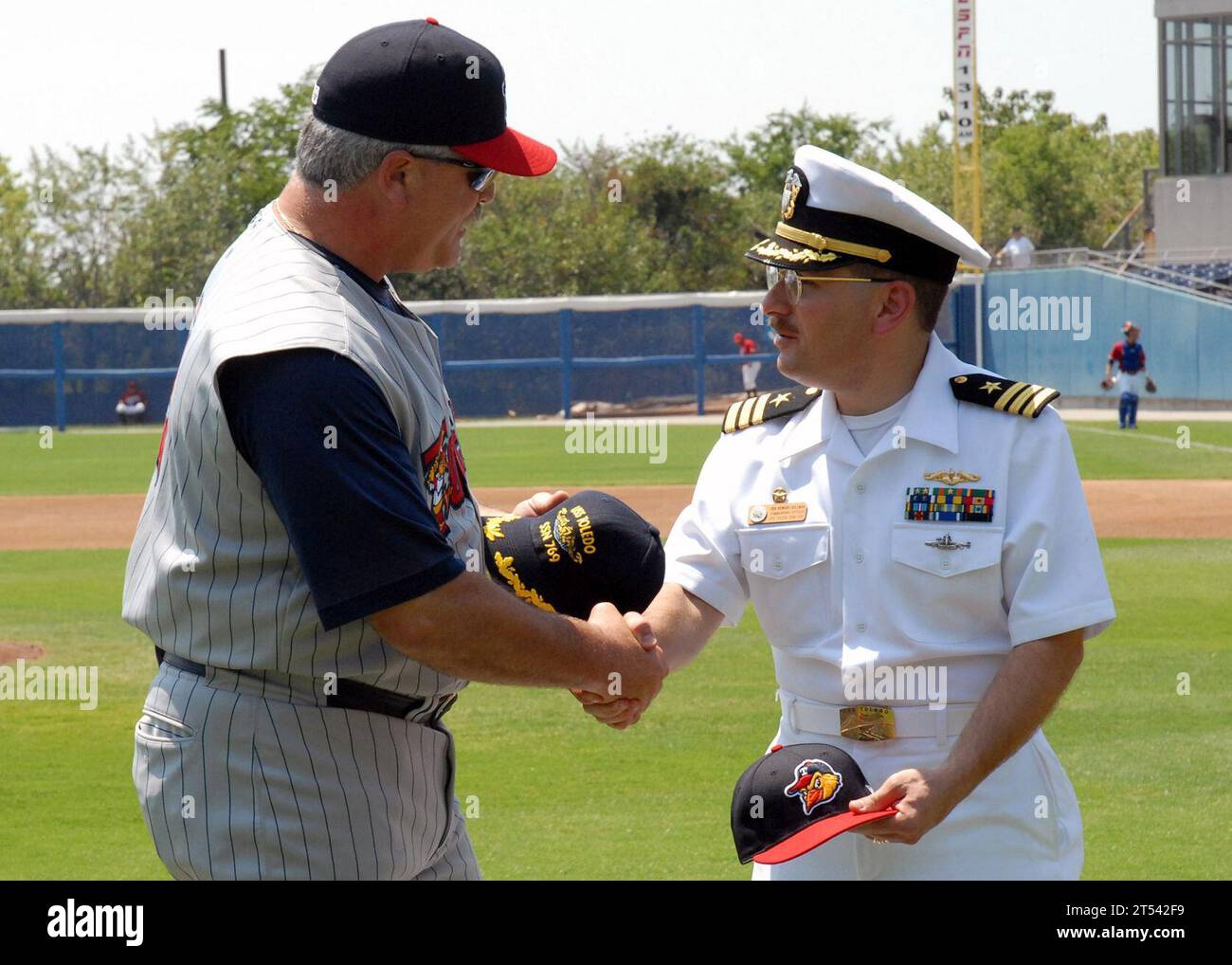 Co commanding officer hi-res stock photography and images - Alamy