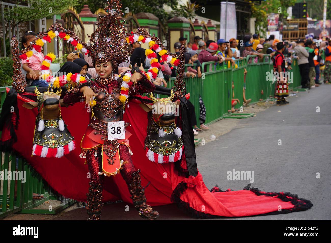 Biro fashion carnival hi-res stock photography and images - Alamy