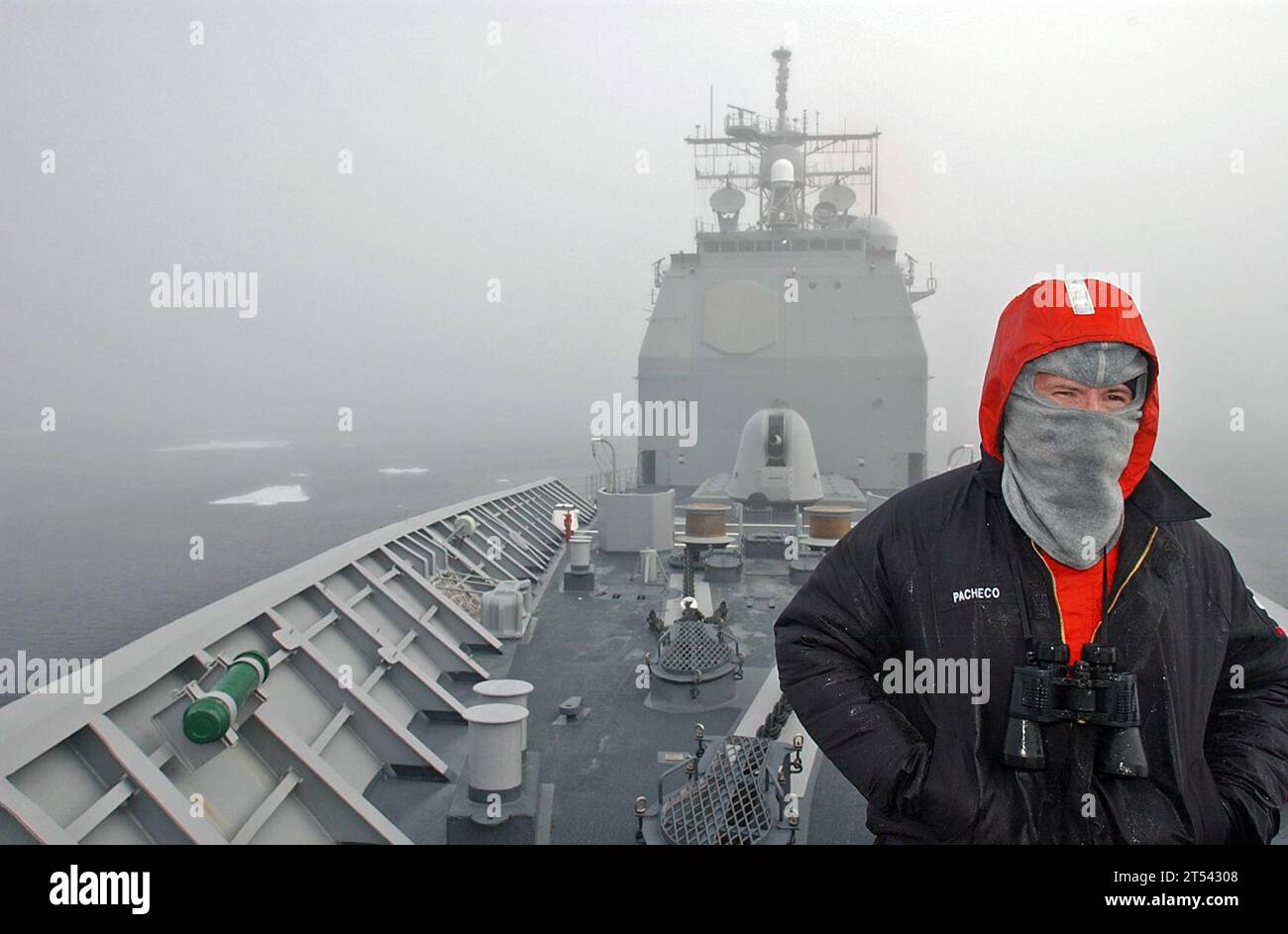 cold, foul weather gear, USS Normandy (CG 60), watchstander Stock Photo ...
