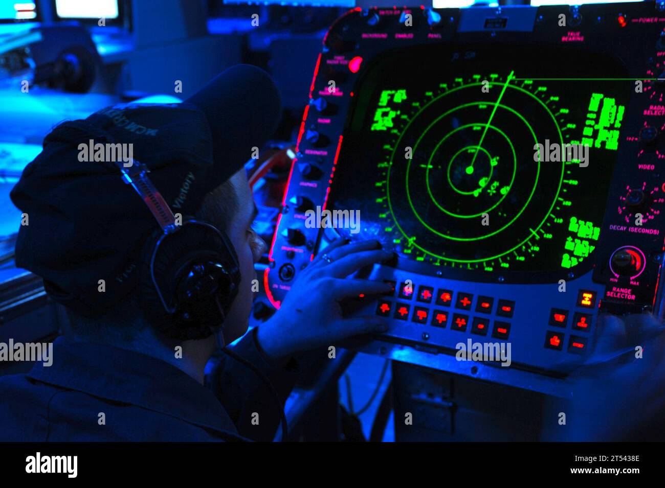 combat directive center, Combined Task Force (CTF) 52, mine ...