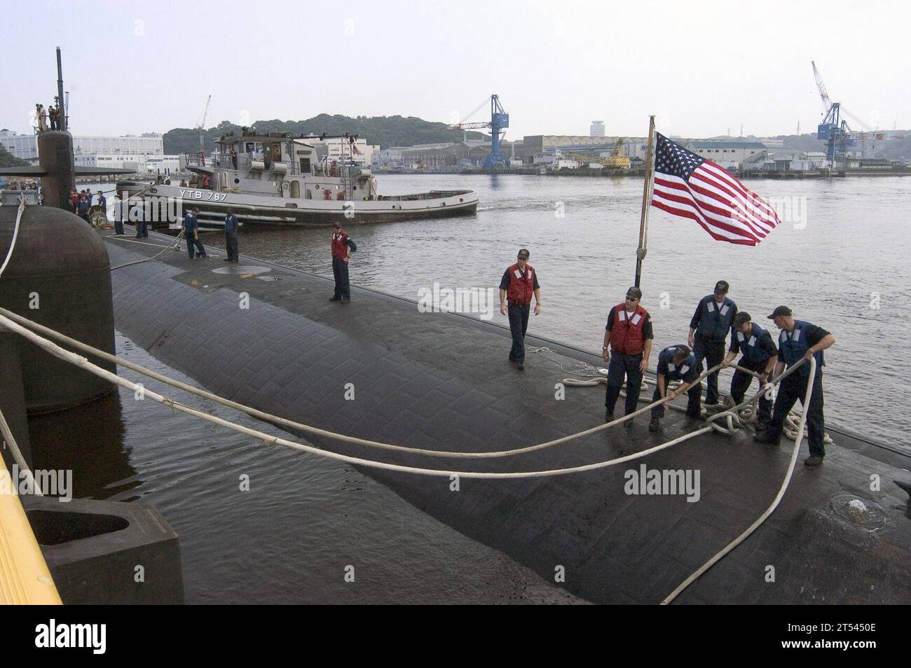 Commander Fleet Activities Yokosuka (CFAY), Japan, Los Angeles-class ...