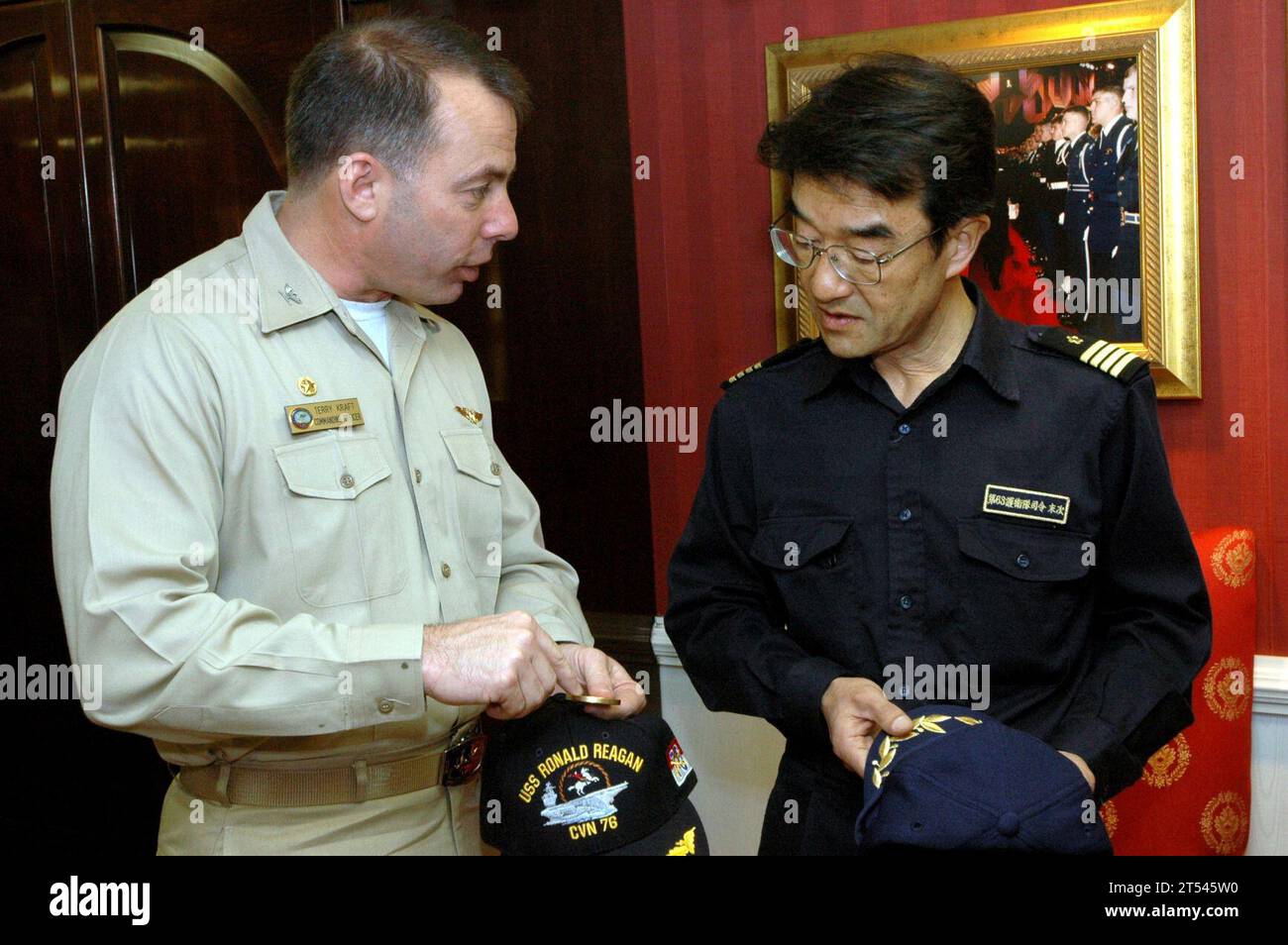 Commanding officer coin hi-res stock photography and images - Alamy