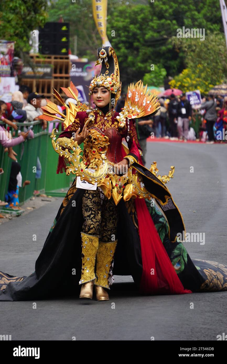 Beautiful participant Biro Fashion Carnival with an exotic costume ...