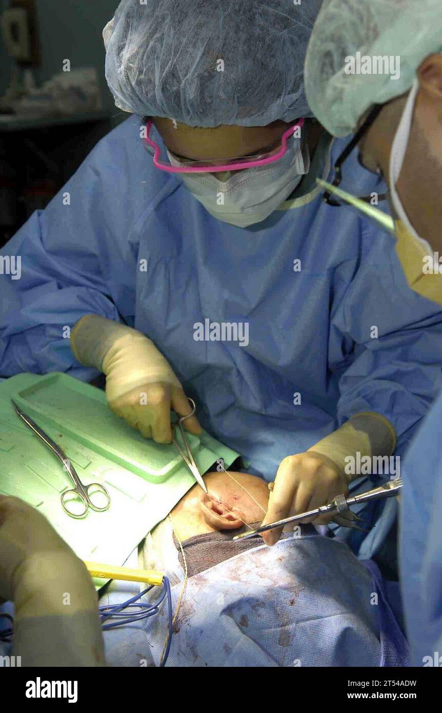 COMREL, Continuing Promise, CP09, medical, USNS Comfort Stock Photo - Alamy