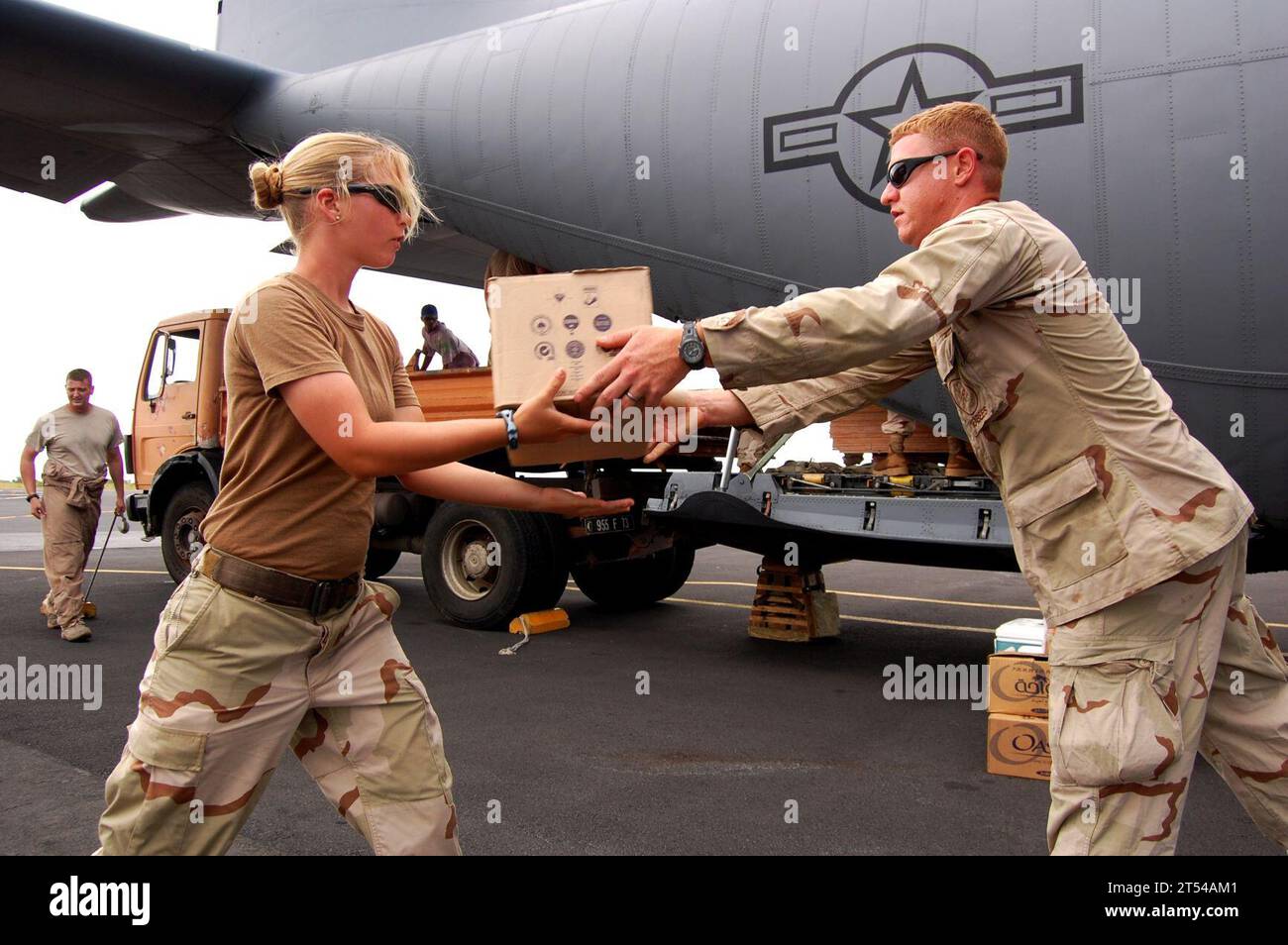 COMREL, Engineering, people, SEABEES Stock Photo - Alamy