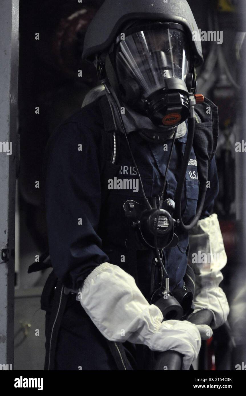 Condition 2, DCTT, Drill, female, Fire Room Stock Photo - Alamy