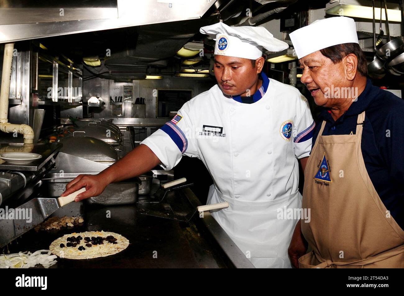 cooking, navy, U.S. Navy, USS Nimitz (CVN 68 Stock Photo - Alamy