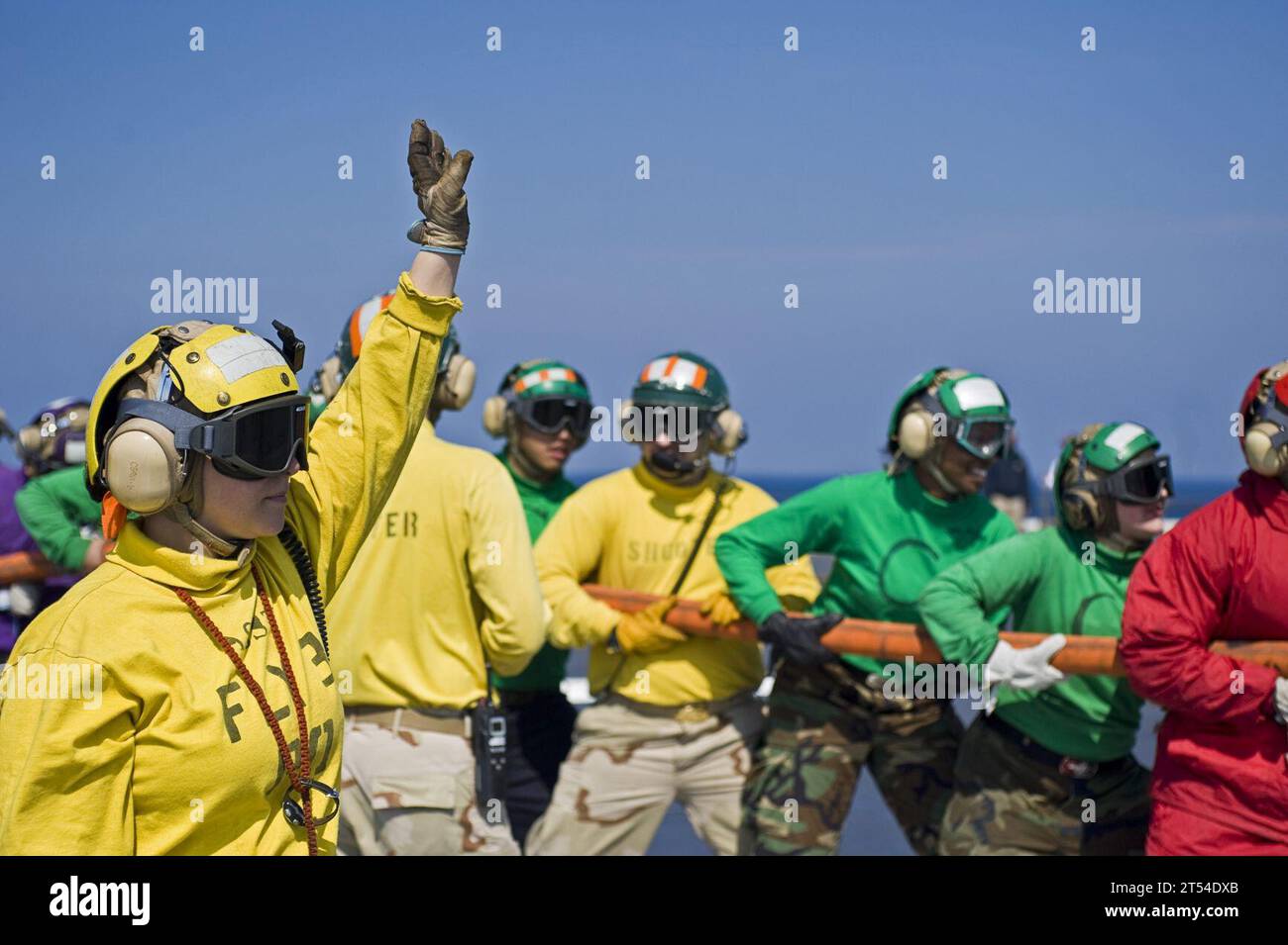 crash and salvage team, CVN 73, Drill, GW, hose team, U.S. navy , USS ...