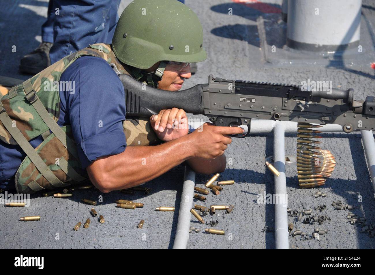 crew served, Machine gun, weapons Stock Photo - Alamy