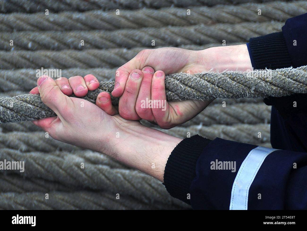 CRUISER, hands, LINE, mooring, navy, people, rope, southern seas, U.S ...