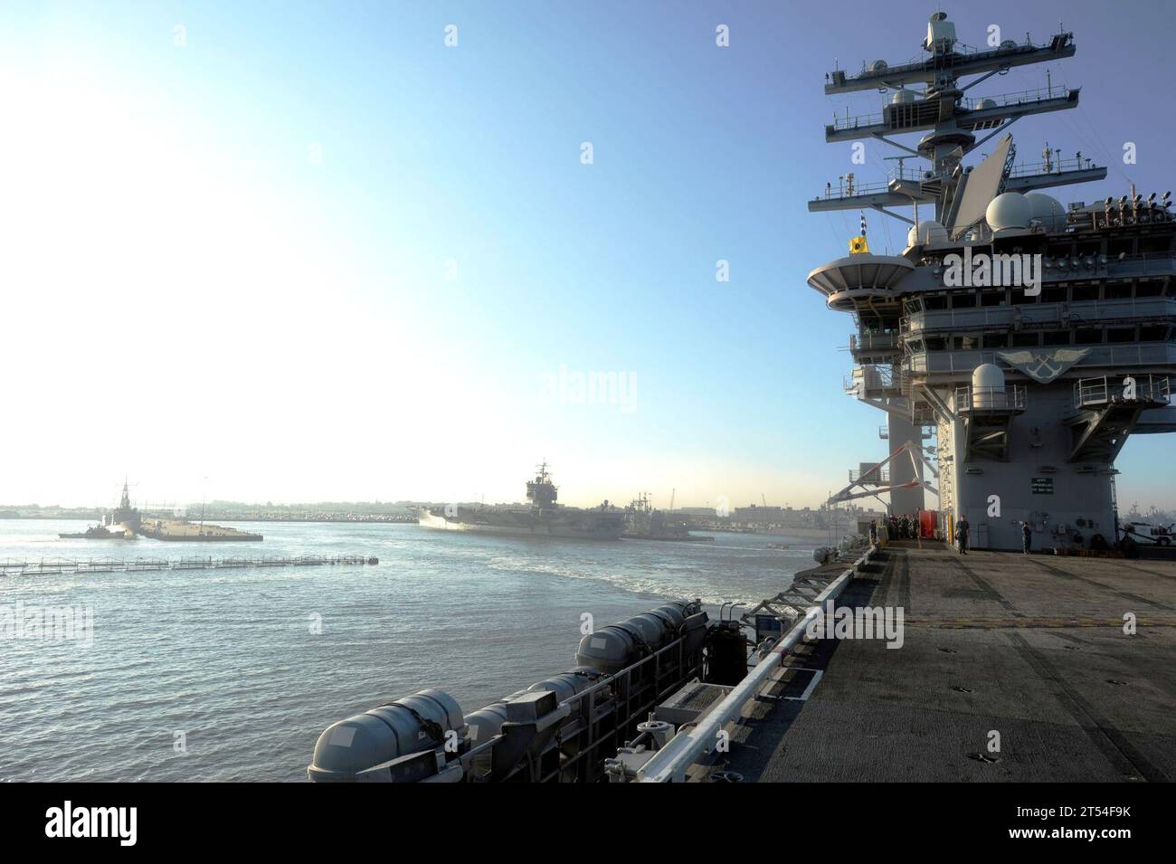 CVN 69, EISENHOWER, Flag Ship, flight deck, IKE, Irene, NAS, Norfolk ...
