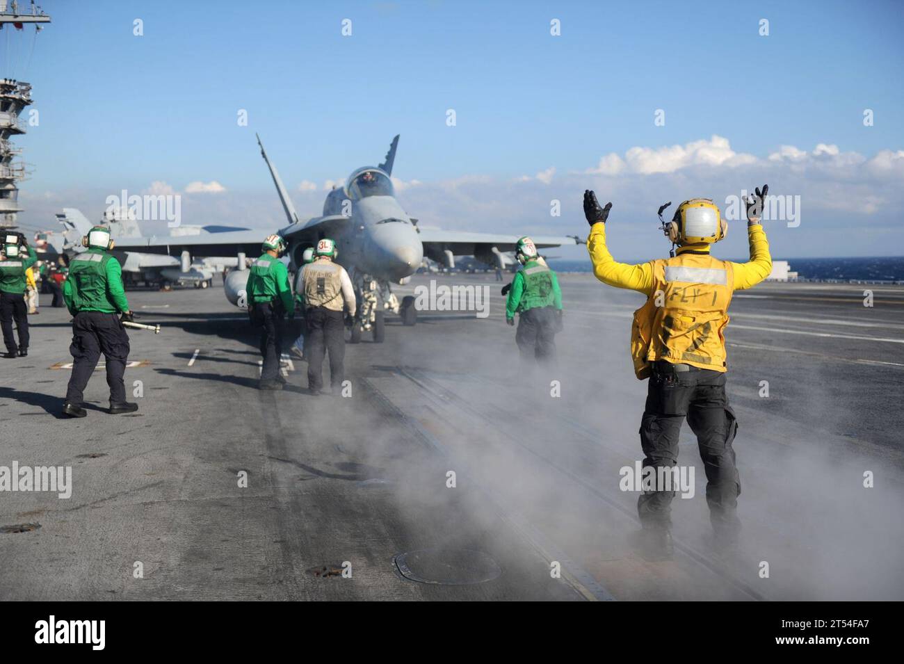 CVN 69; Dwight D. Eisenhower; IKE Stock Photo - Alamy