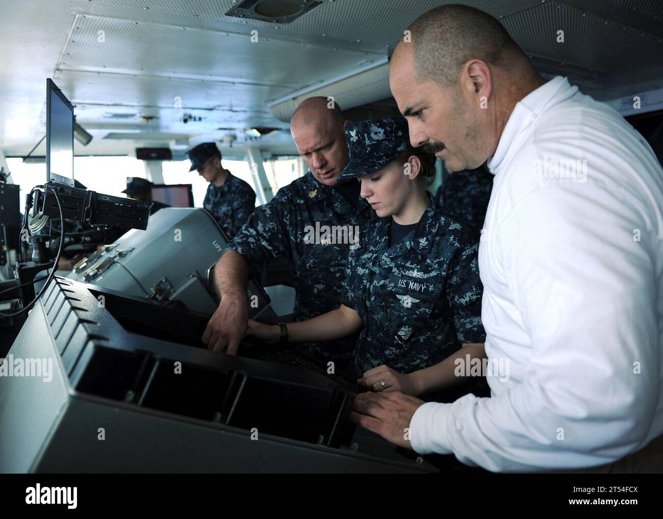 cvn 72, Guadagnini, Lincoln, navigation department, tour, USS Abraham ...
