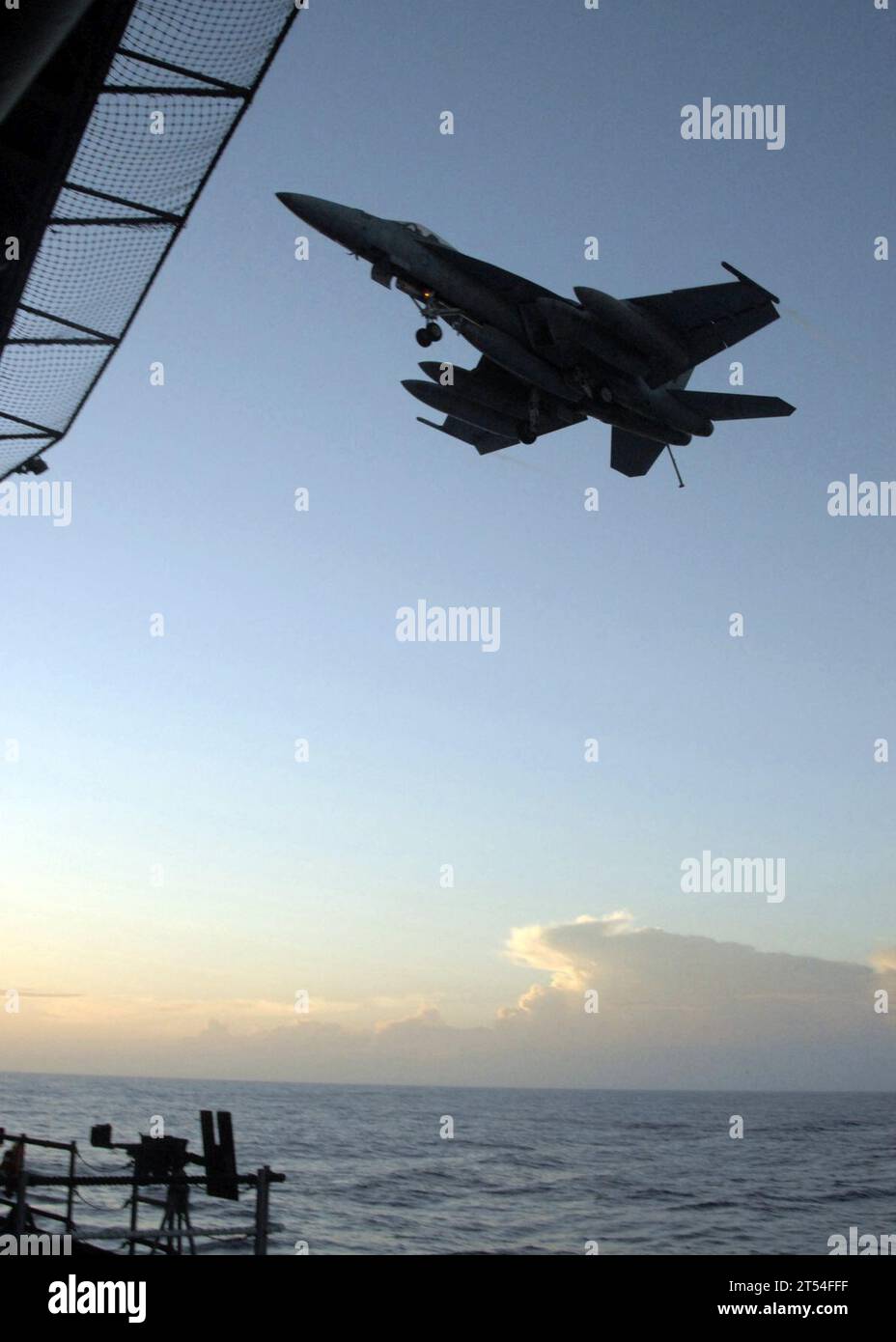CVN 73, F/A-18F Super Hornet, GW, Strike Fighter Squadron (VFA) 102 ...