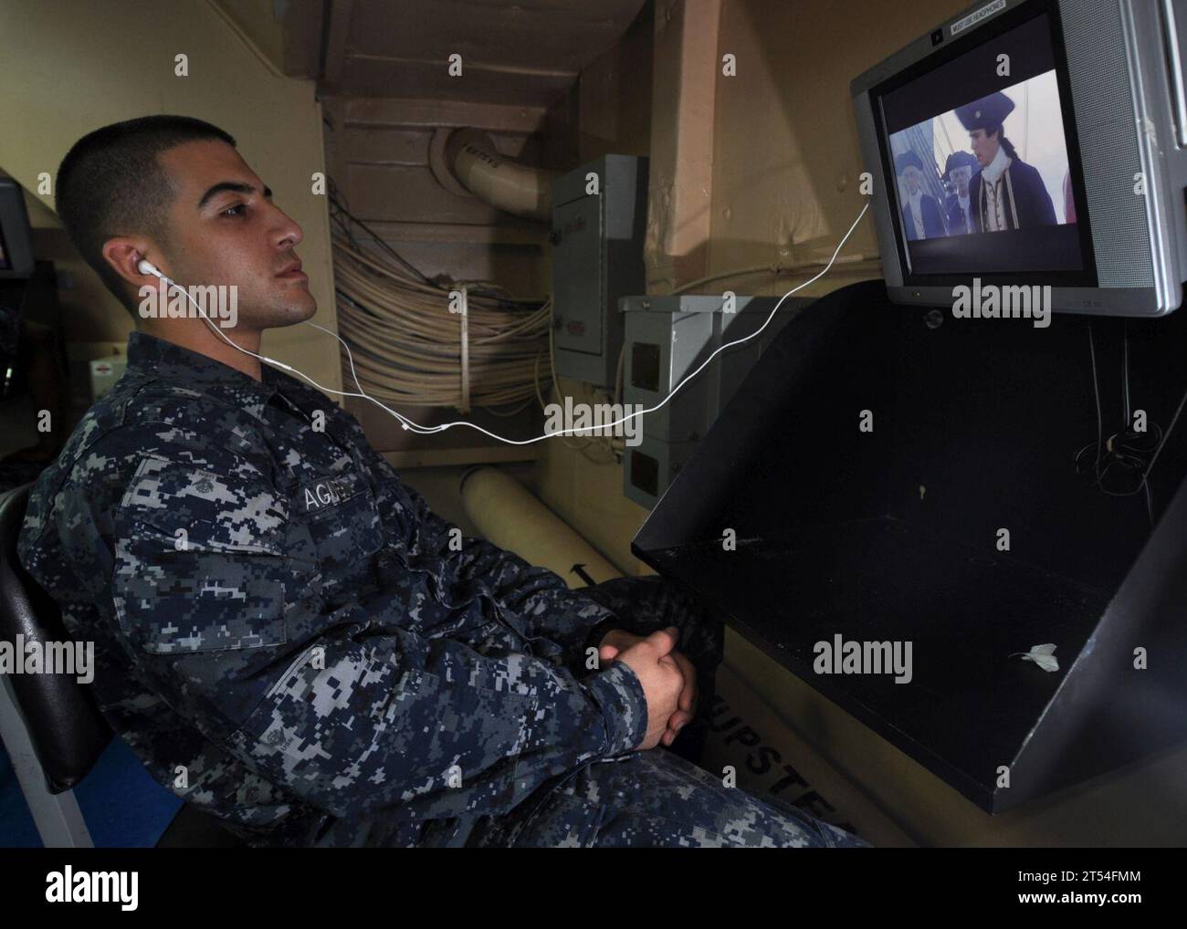 CVN 73, GW, Library, USS George Washington Stock Photo - Alamy