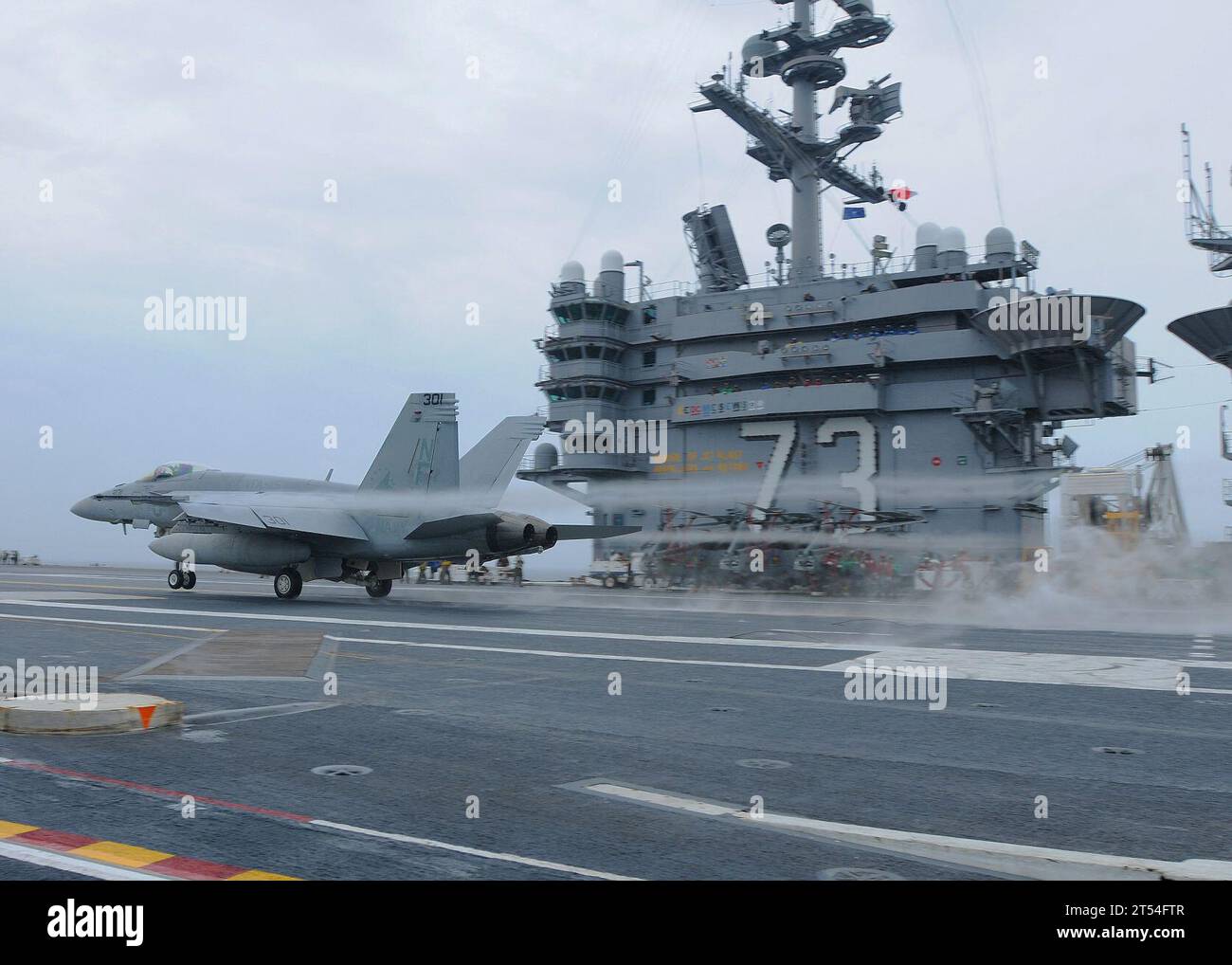 CVN 73, GW, USS George Washington Stock Photo - Alamy