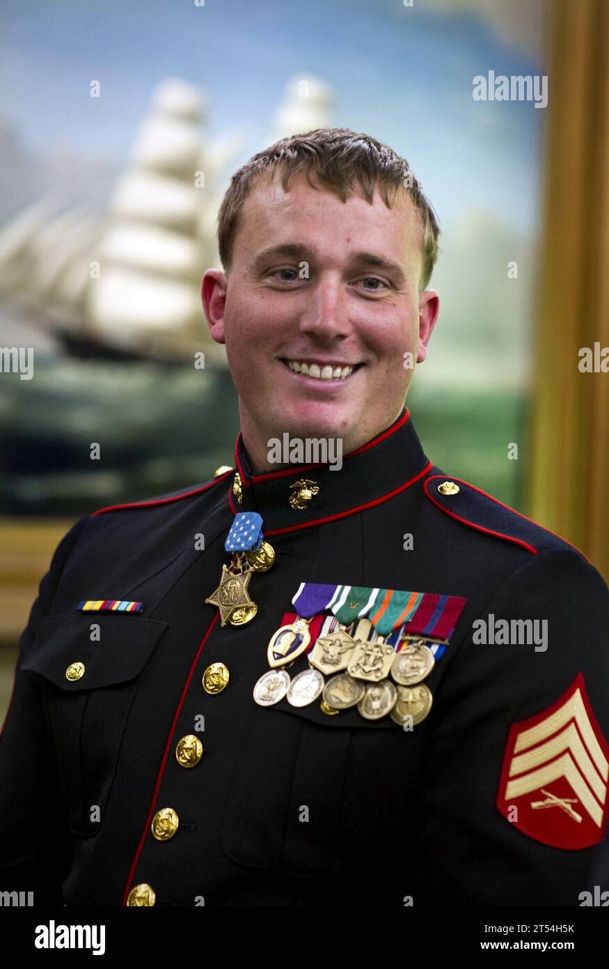 Dakota Meyer, marine, medal of honor, Ray Mabus, secnav, Secretary of ...