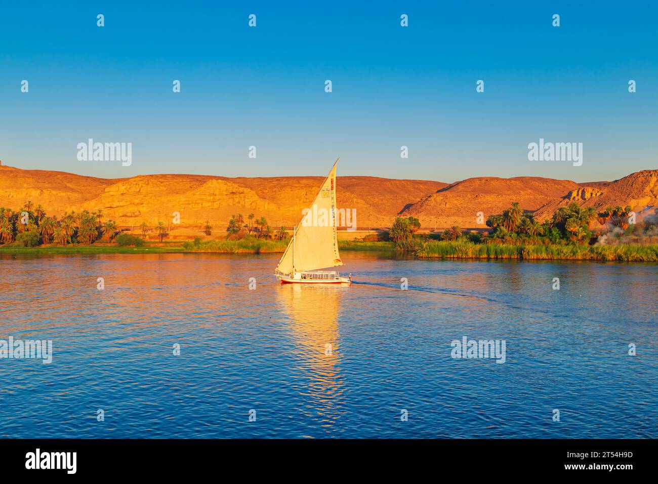 Traditional felucca boat on the Nile River. Magnificent views of the ...